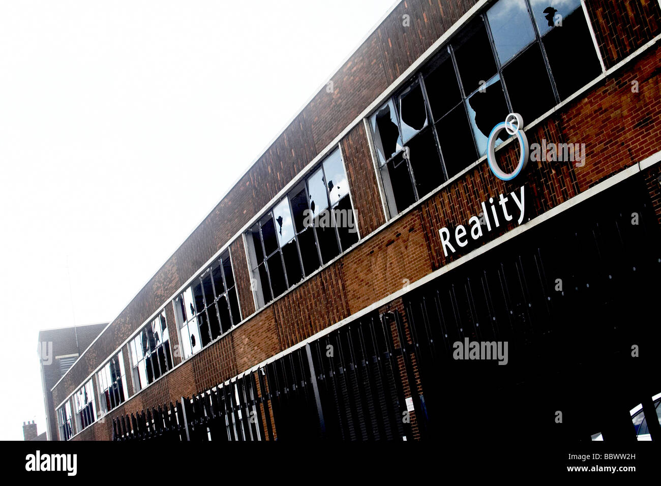 DERELICT FACTORY BUILDING Stock Photo - Alamy