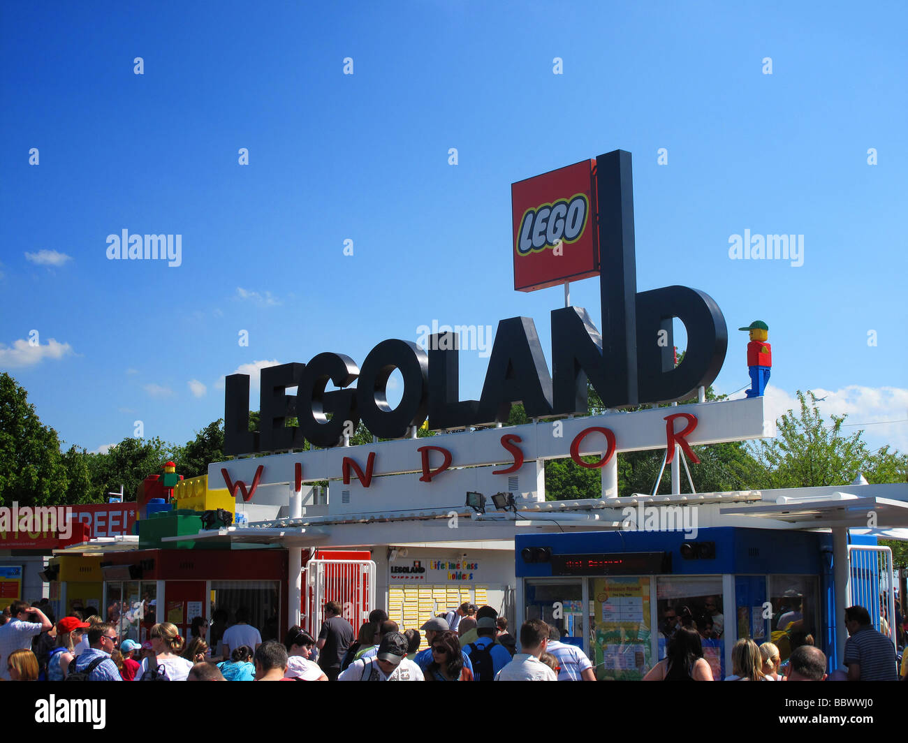 Entrance to the Legoland Windsor Theme Park in the UK Stock Photo - Alamy