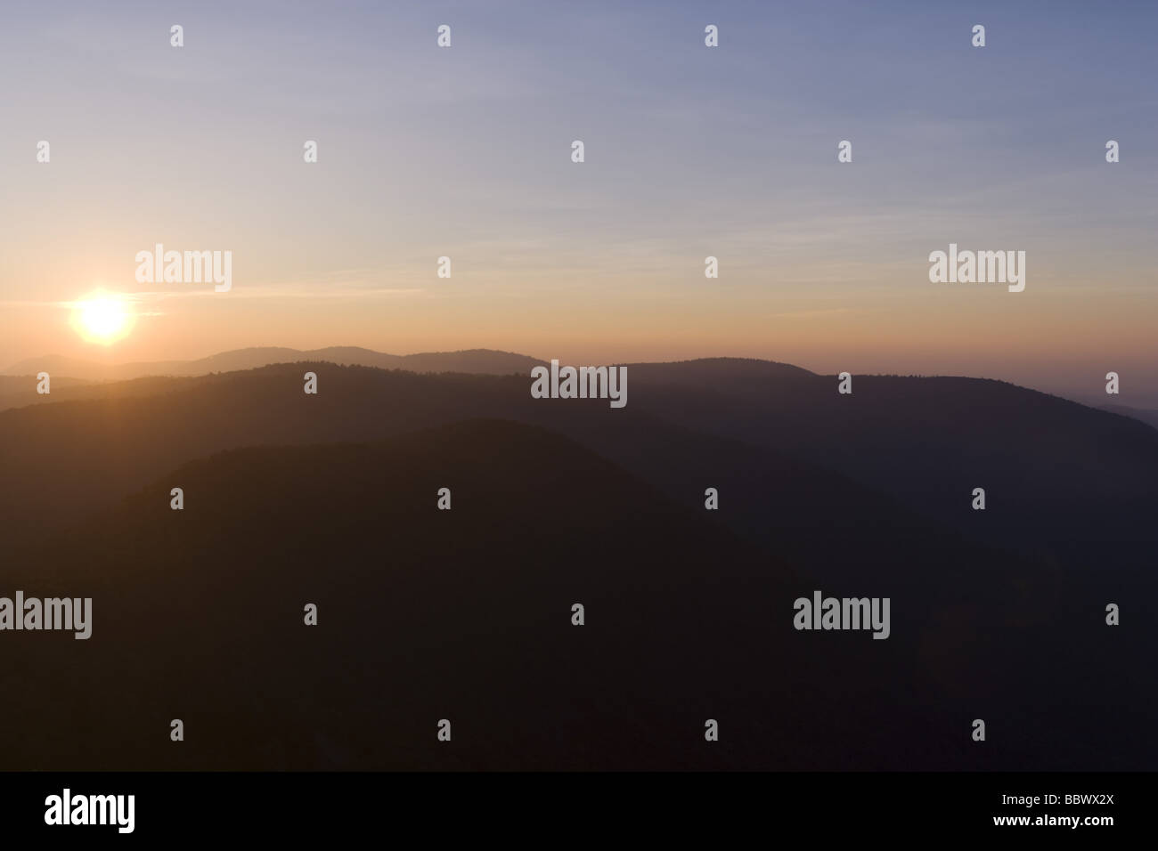 Mountain sunset appalachain mountains hi-res stock photography and ...