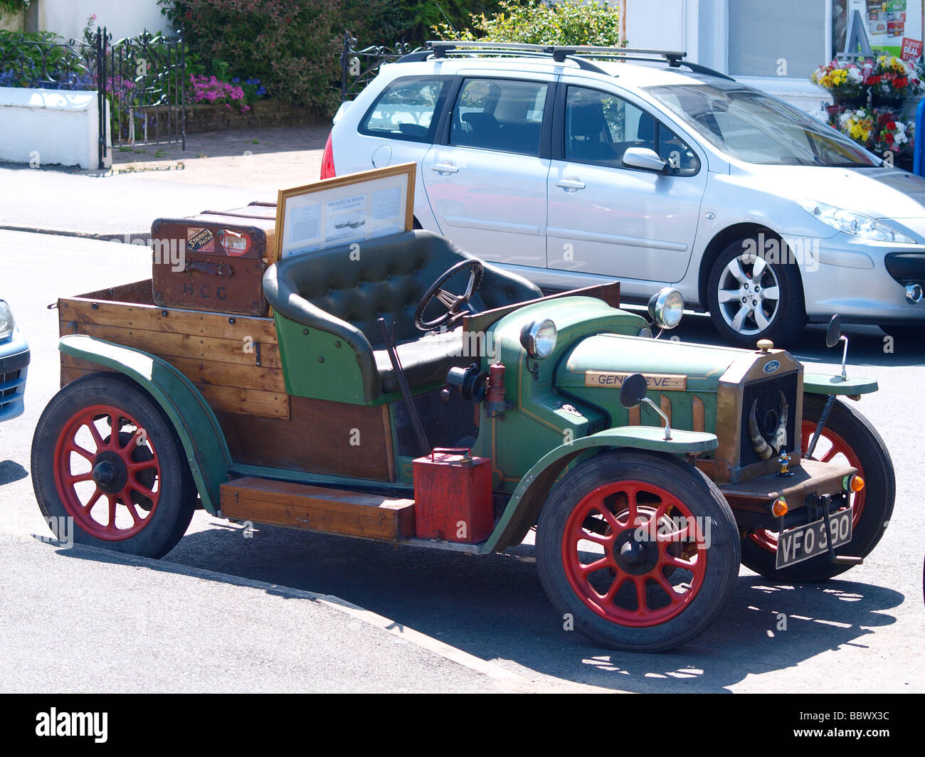 A very old Ford vehicle Stock Photo - Alamy