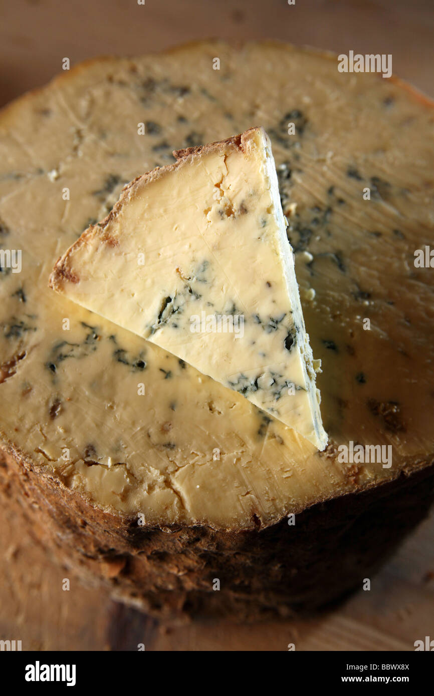 Stichelton cheese hi-res stock photography and images - Alamy