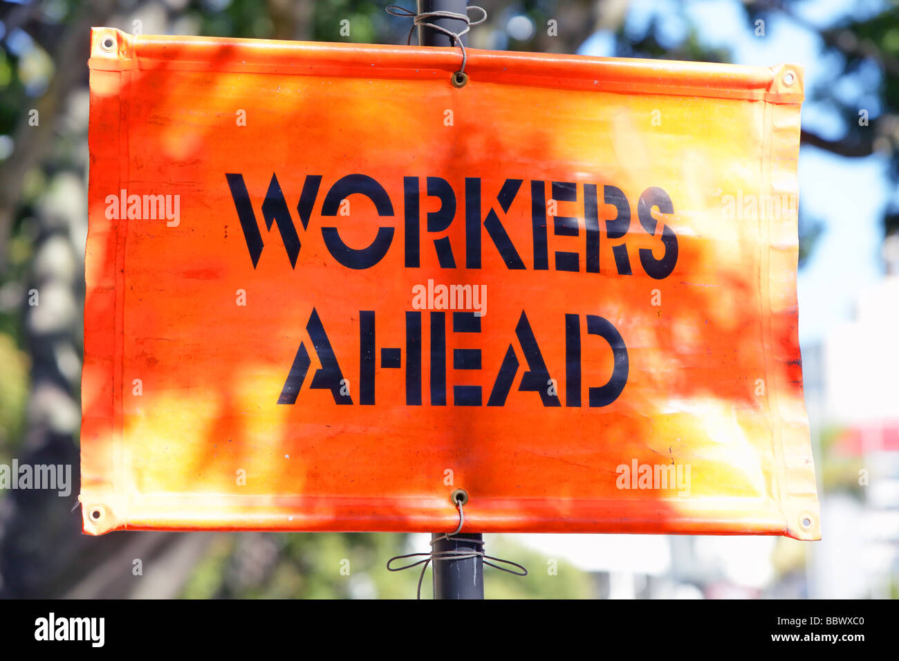 Temporary road sign hi-res stock photography and images - Alamy