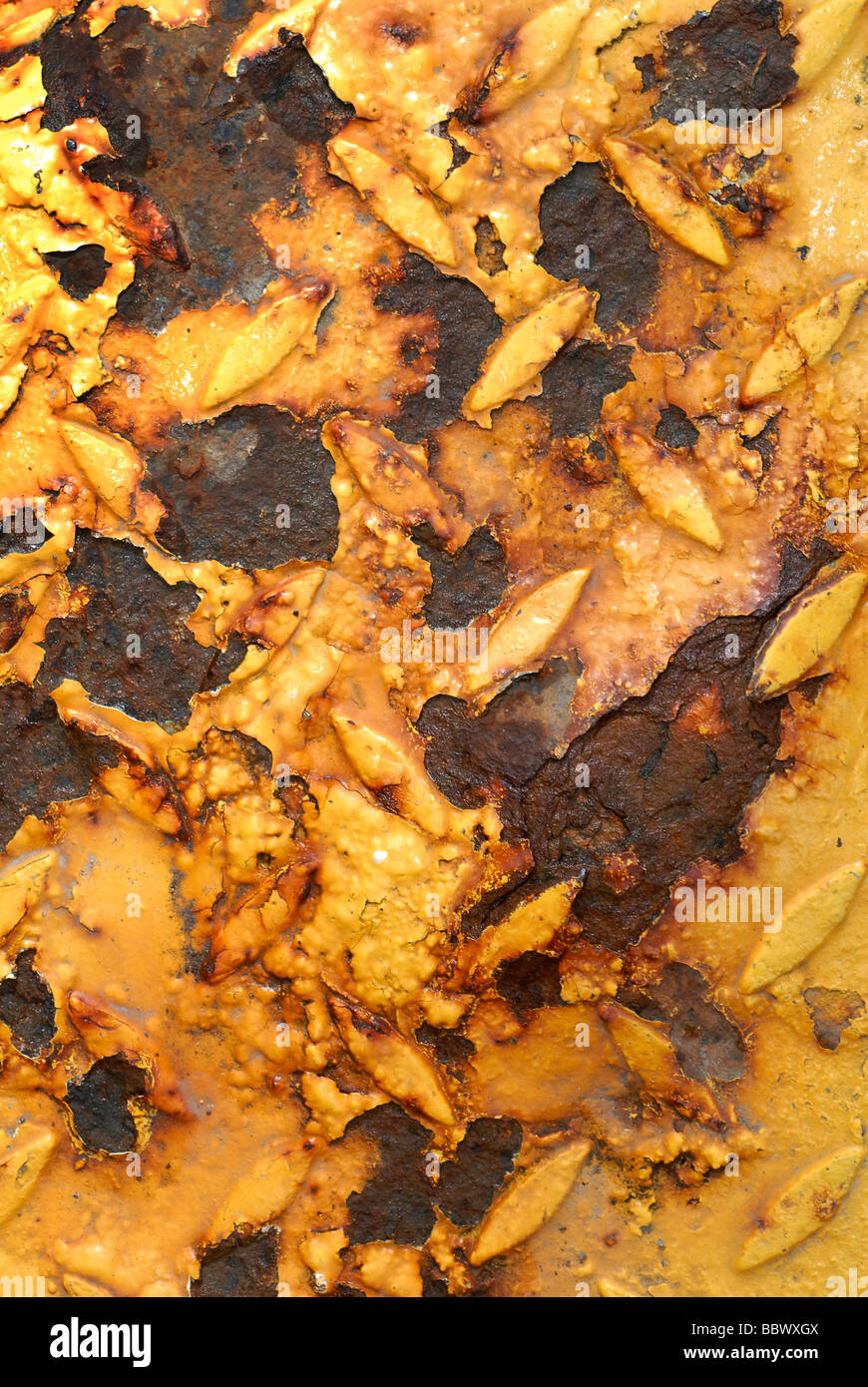 Yellow diamond steel plate hi-res stock photography and images - Alamy