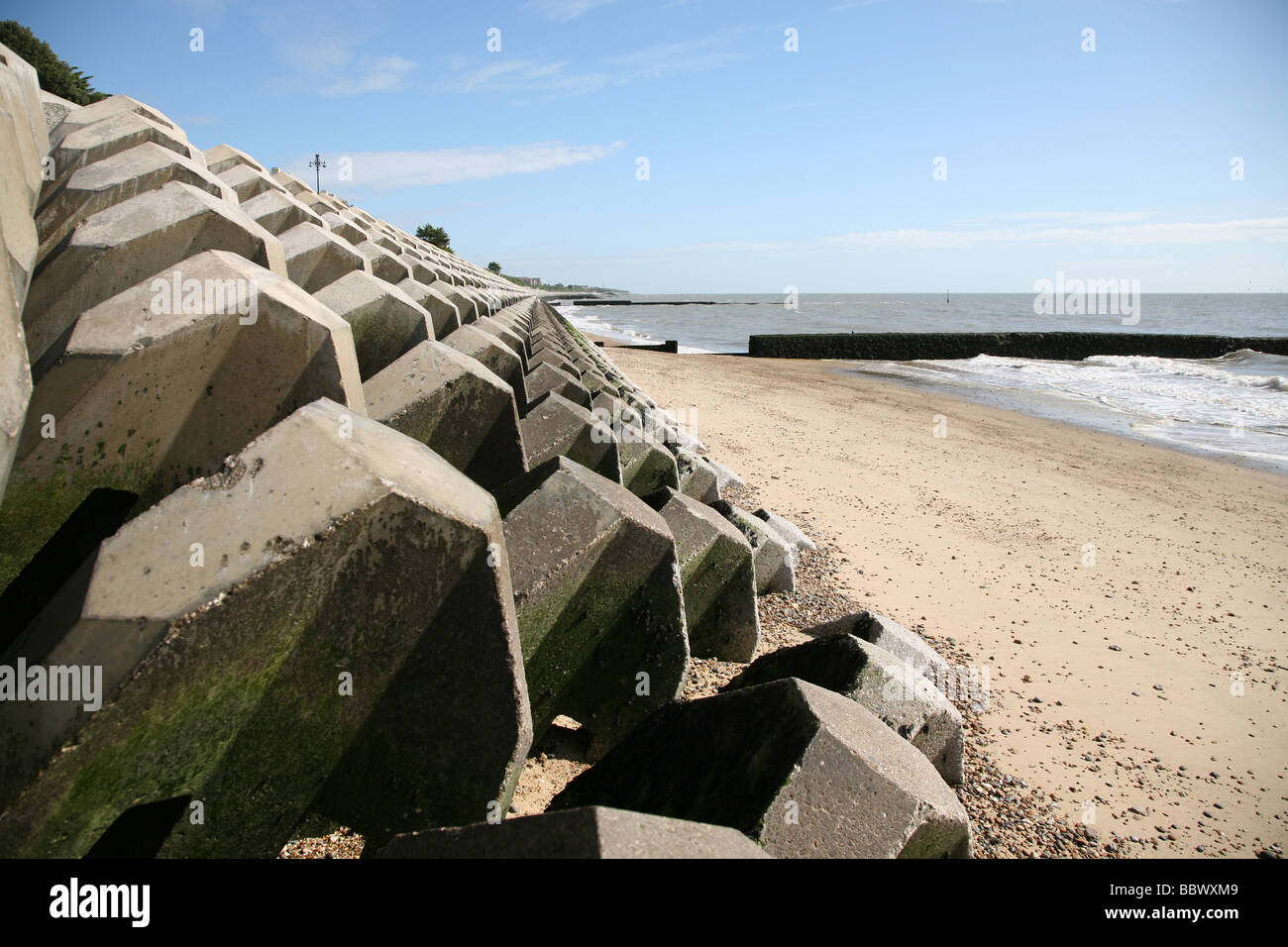 Hexagon sea wall hi-res stock photography and images - Alamy