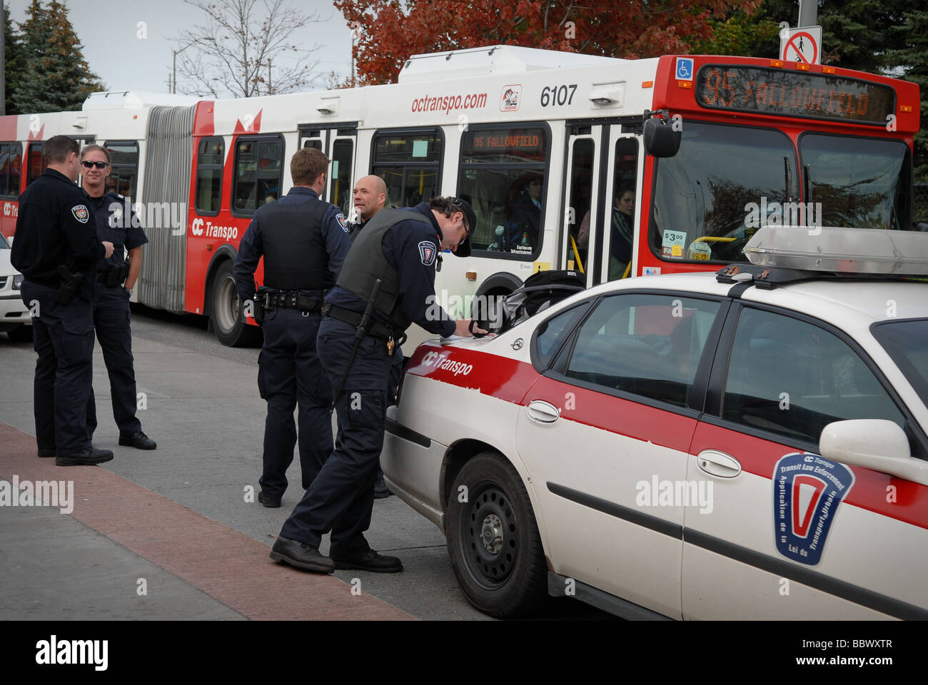 Oc transpo hi-res stock photography and images - Alamy