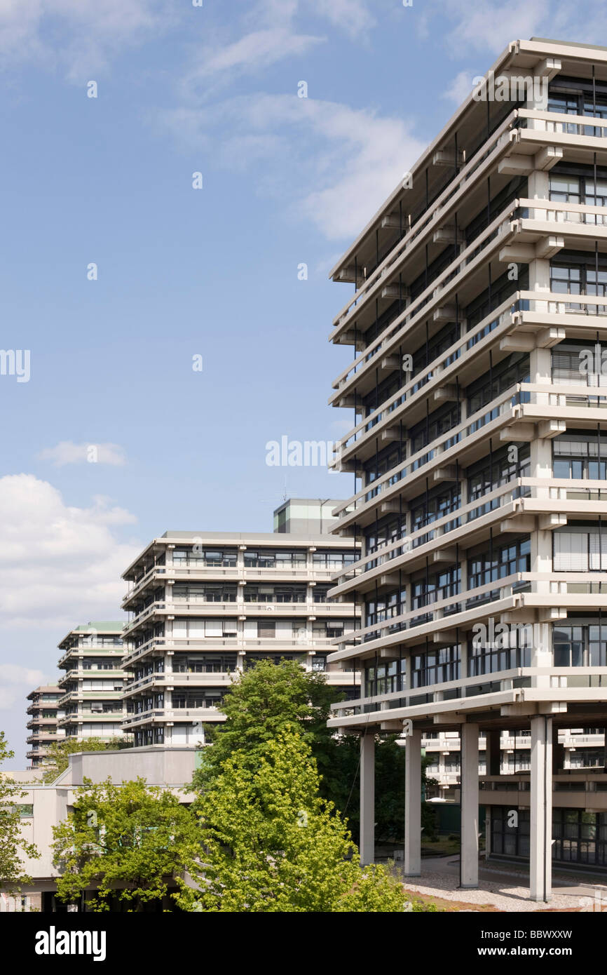 University buildings hi-res stock photography and images - Alamy