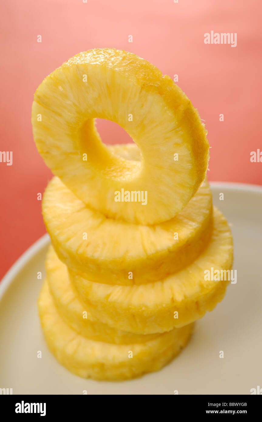 Food image of pineapple hi-res stock photography and images - Alamy