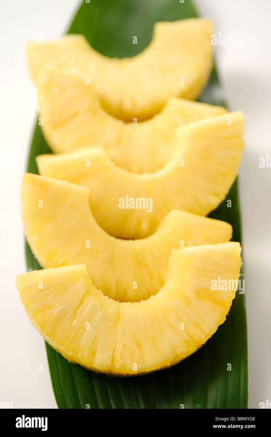 Cut fruits pineapple hi-res stock photography and images - Alamy