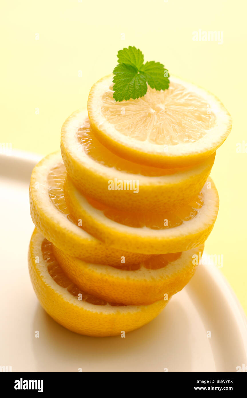Sliced lemon with fruits hi-res stock photography and images - Alamy