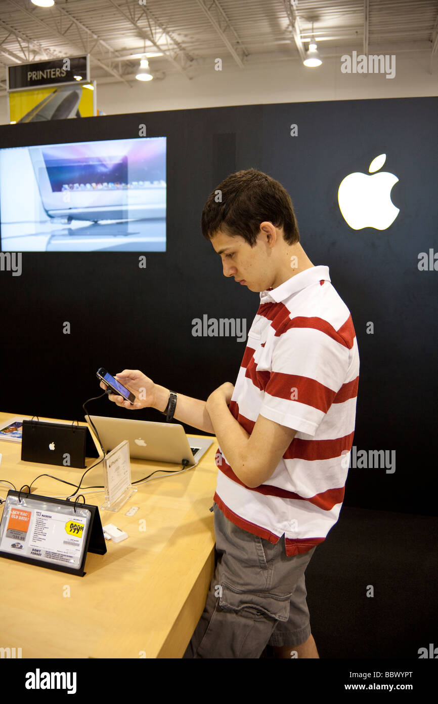 Best buy interior hi-res stock photography and images - Alamy