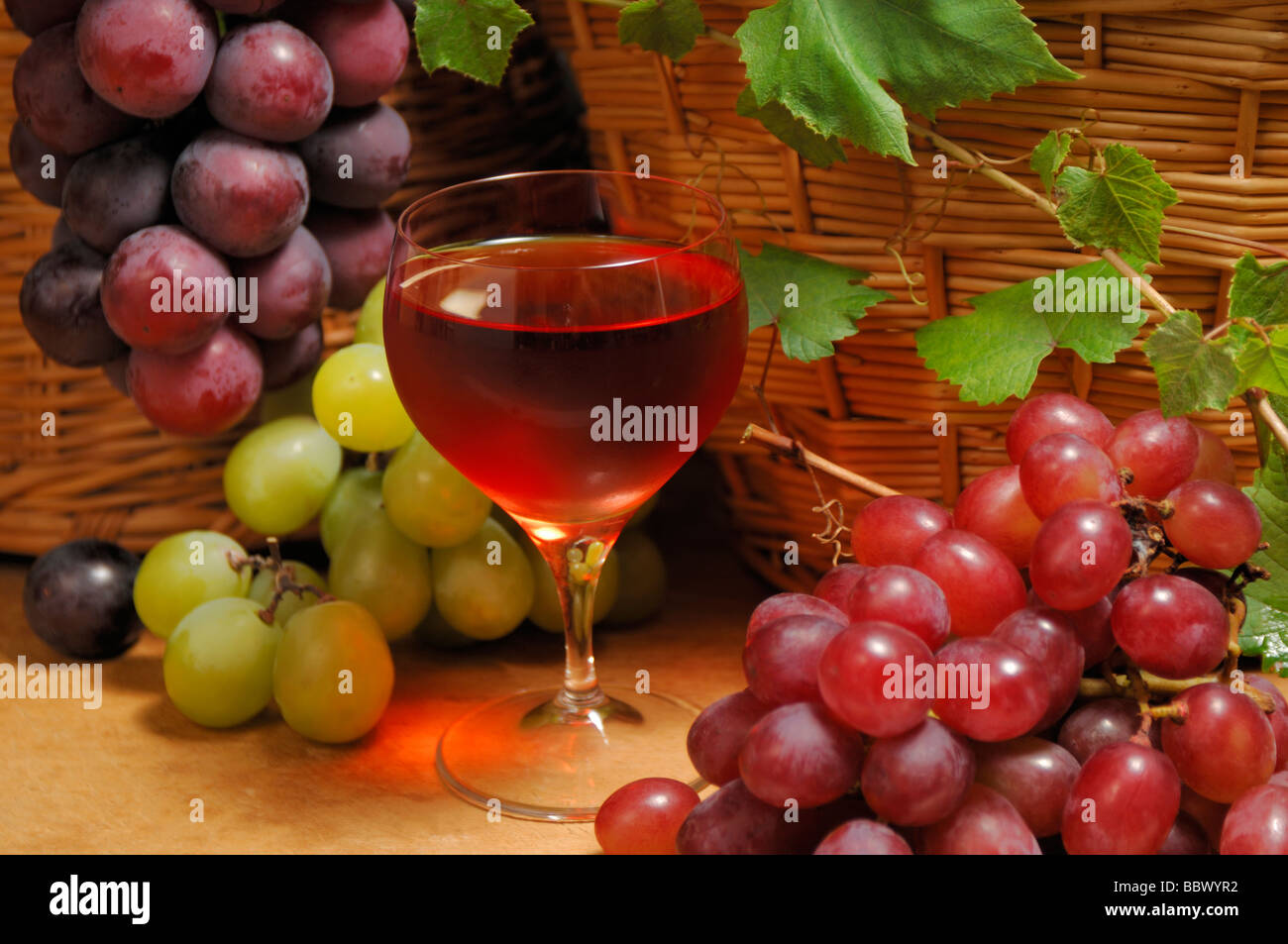 Grape horizontal shot hi-res stock photography and images - Alamy