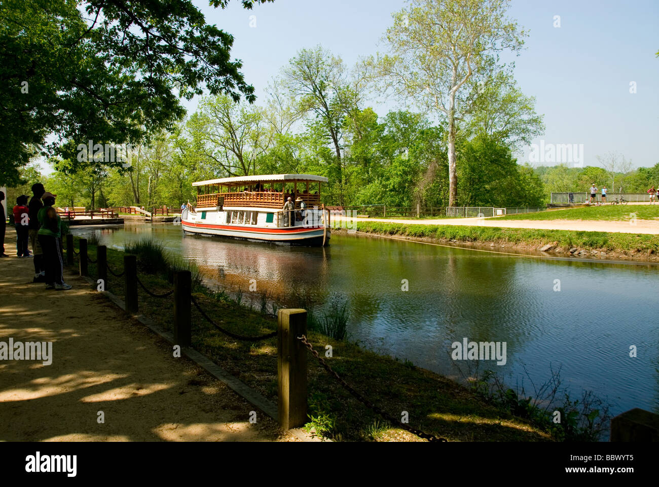 Mule barge hi-res stock photography and images - Alamy