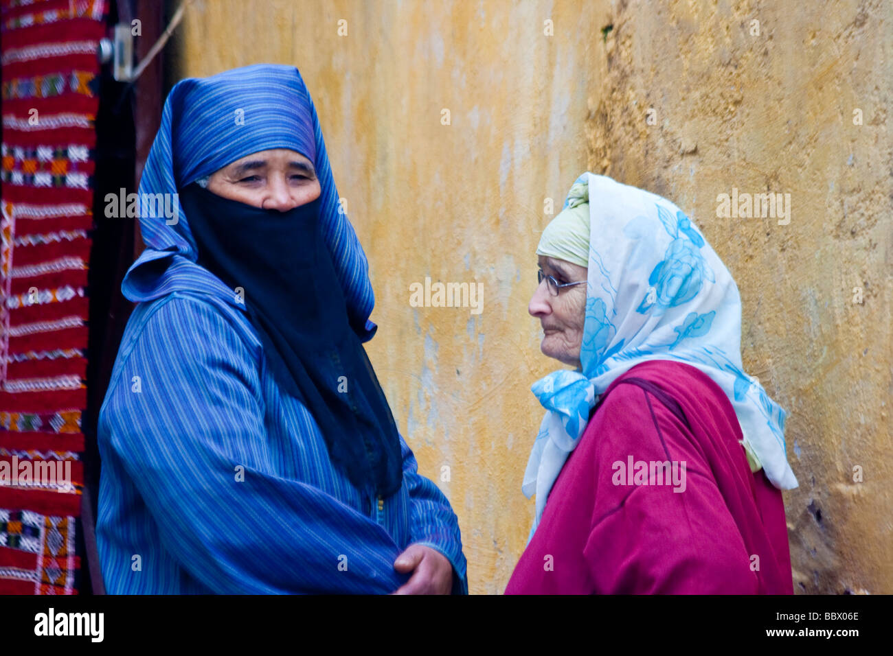 Muslim Moroccan Women in the Old City in Fez Morrocco Stock Photo - Alamy