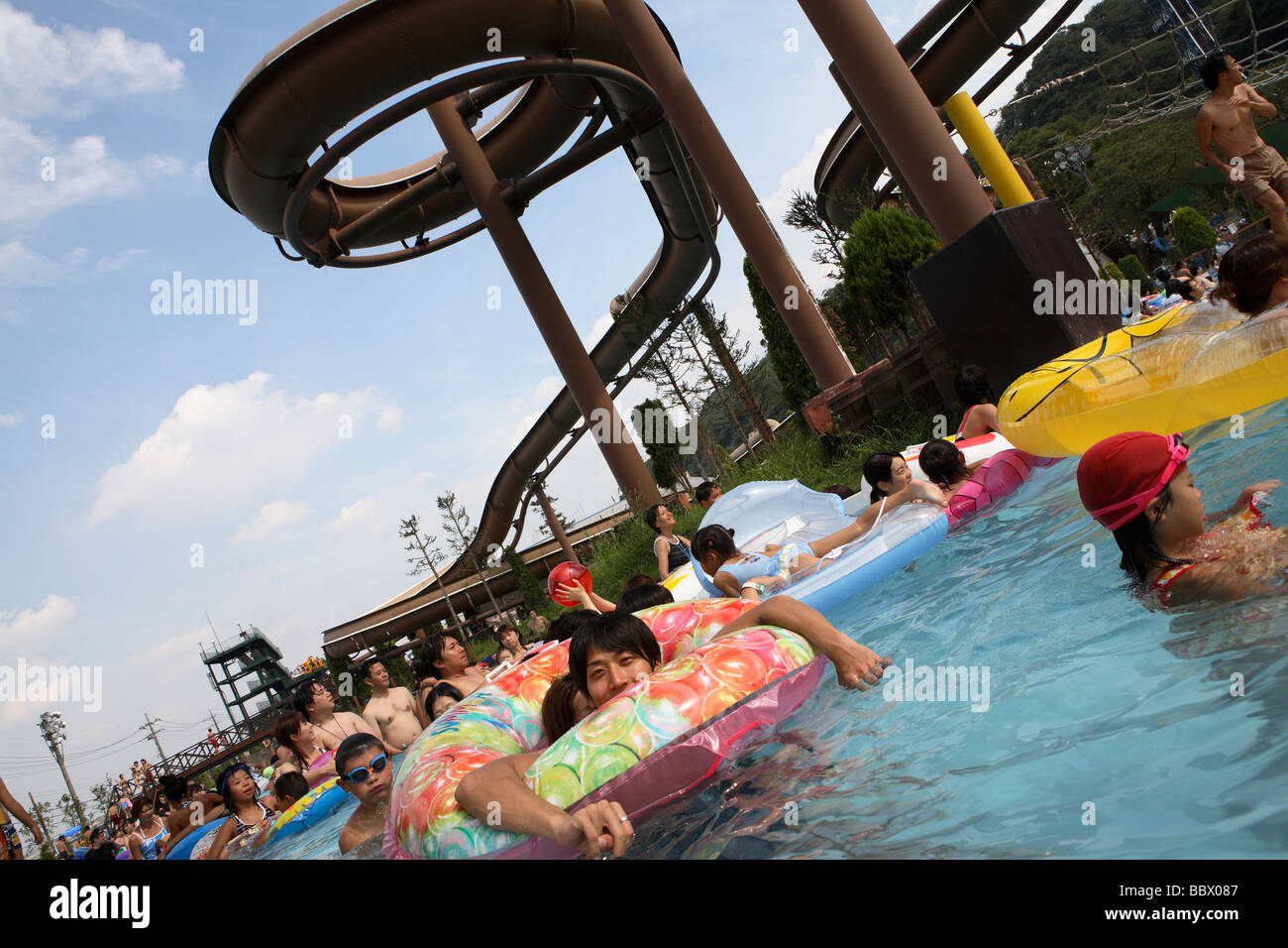 Indoor water park wave pool hi-res stock photography and images - Alamy