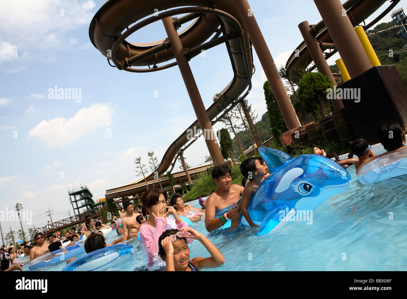 Indoor water park wave pool hi-res stock photography and images - Alamy