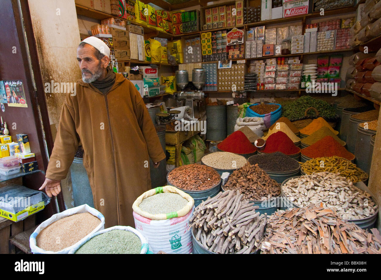 Fez store in old souk hi-res stock photography and images - Alamy