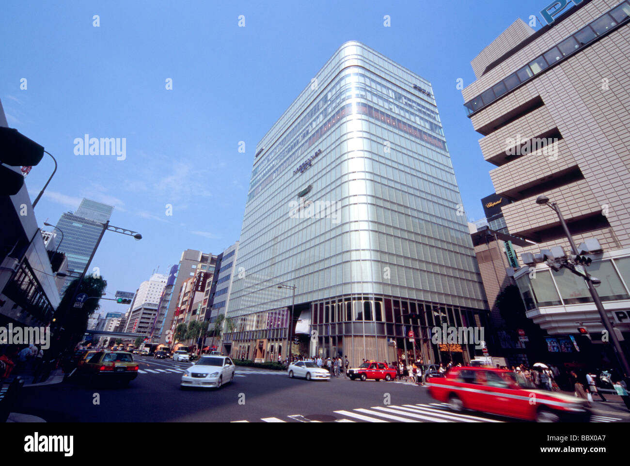 Marronnier Gate and Printemps Ginza, Tokyo, Japan Stock Photo - Alamy