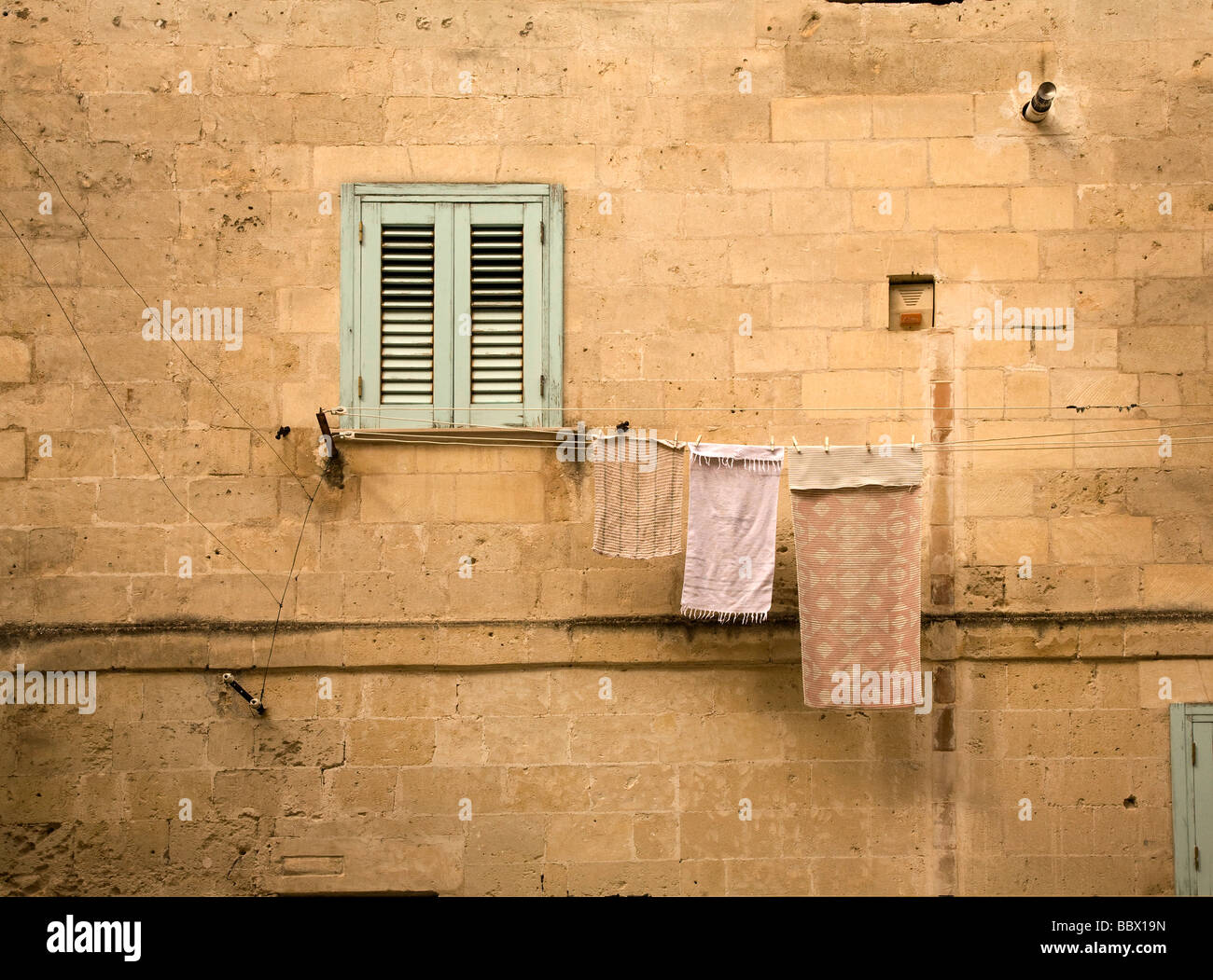 Washing line vintage hi-res stock photography and images - Alamy