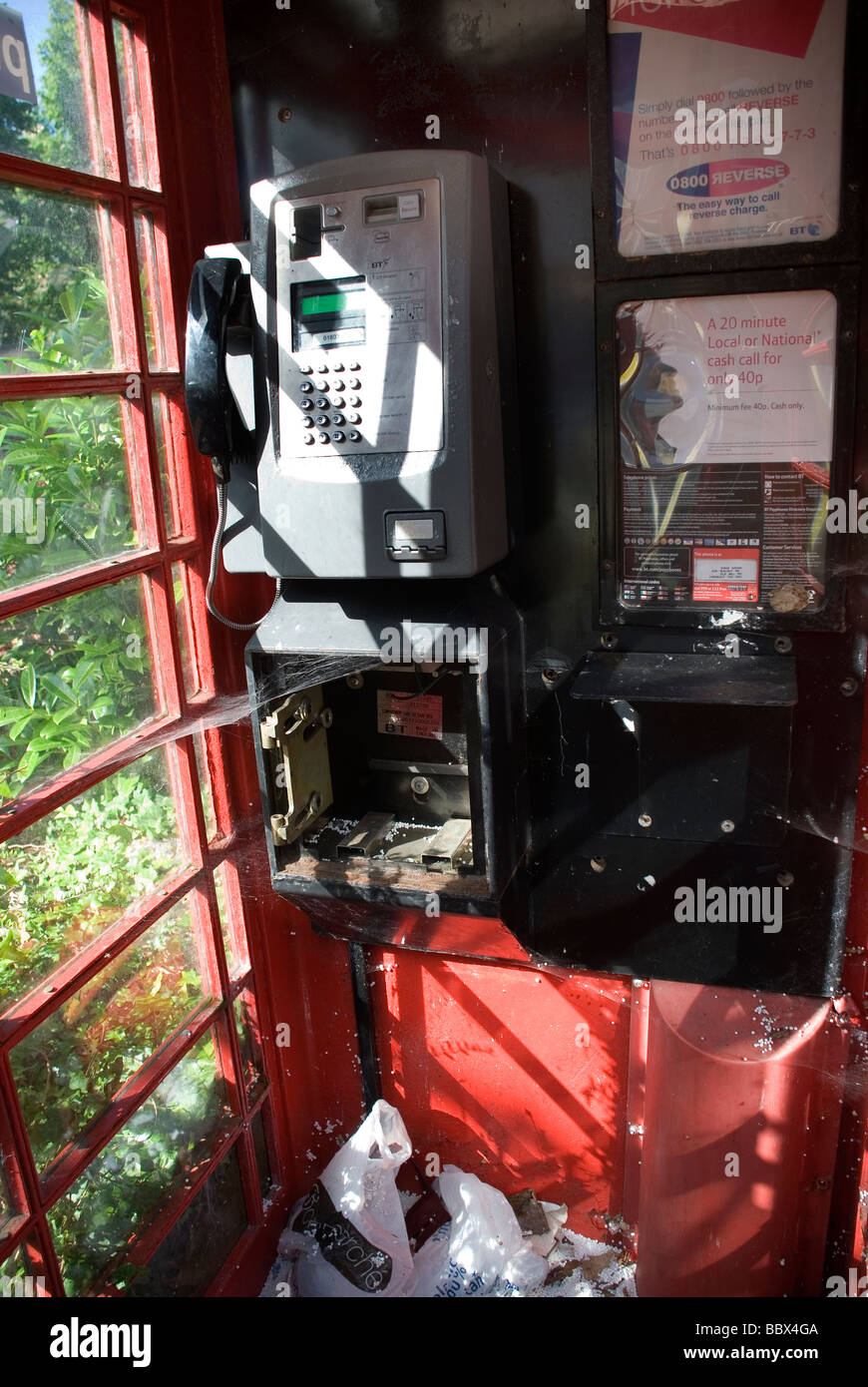 Vandalised bt phone box uk hi-res stock photography and images - Alamy