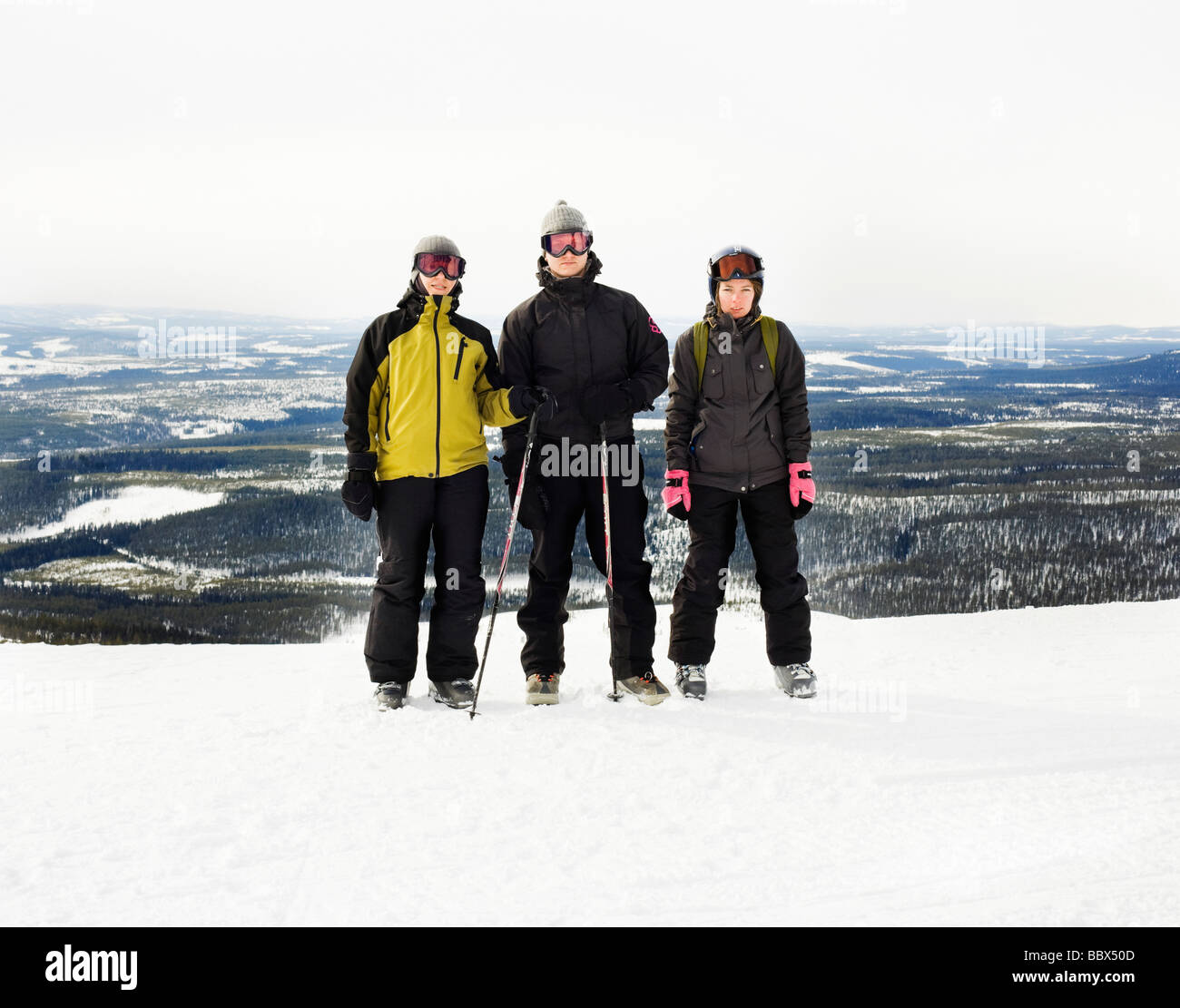 Women ganging up on woman hi-res stock photography and images - Alamy