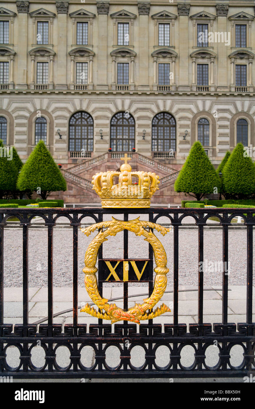 A crown on a gate in front of Stockholm Palace Stockholm Sweden Stock ...