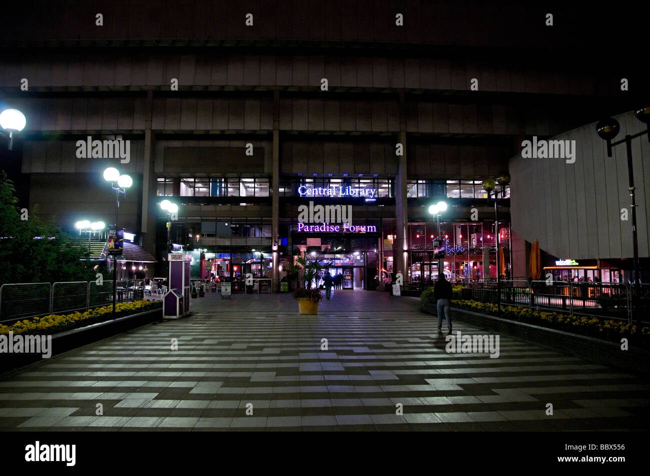 The entrance of Birmingham Central Library and Paradise Forum from ...