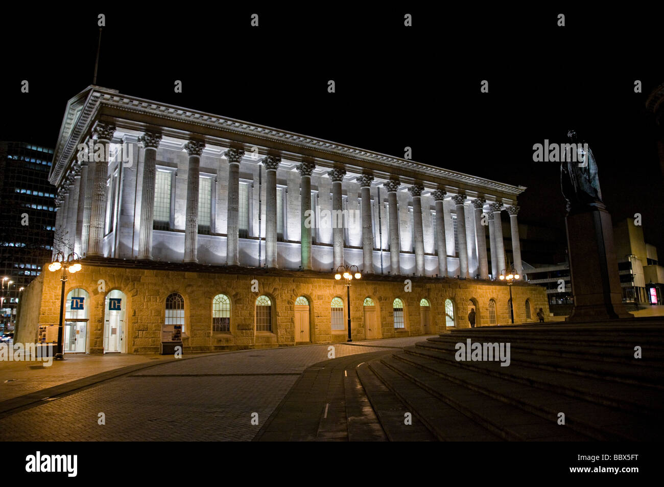 birmingham town hall chamberlain square at night Stock Photo - Alamy