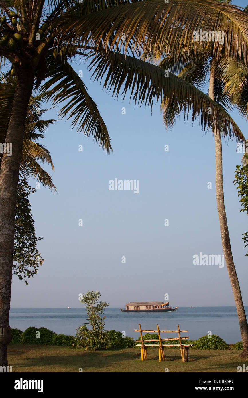 India Kerala houseboat palmtrees Backwaters Stock Photo - Alamy