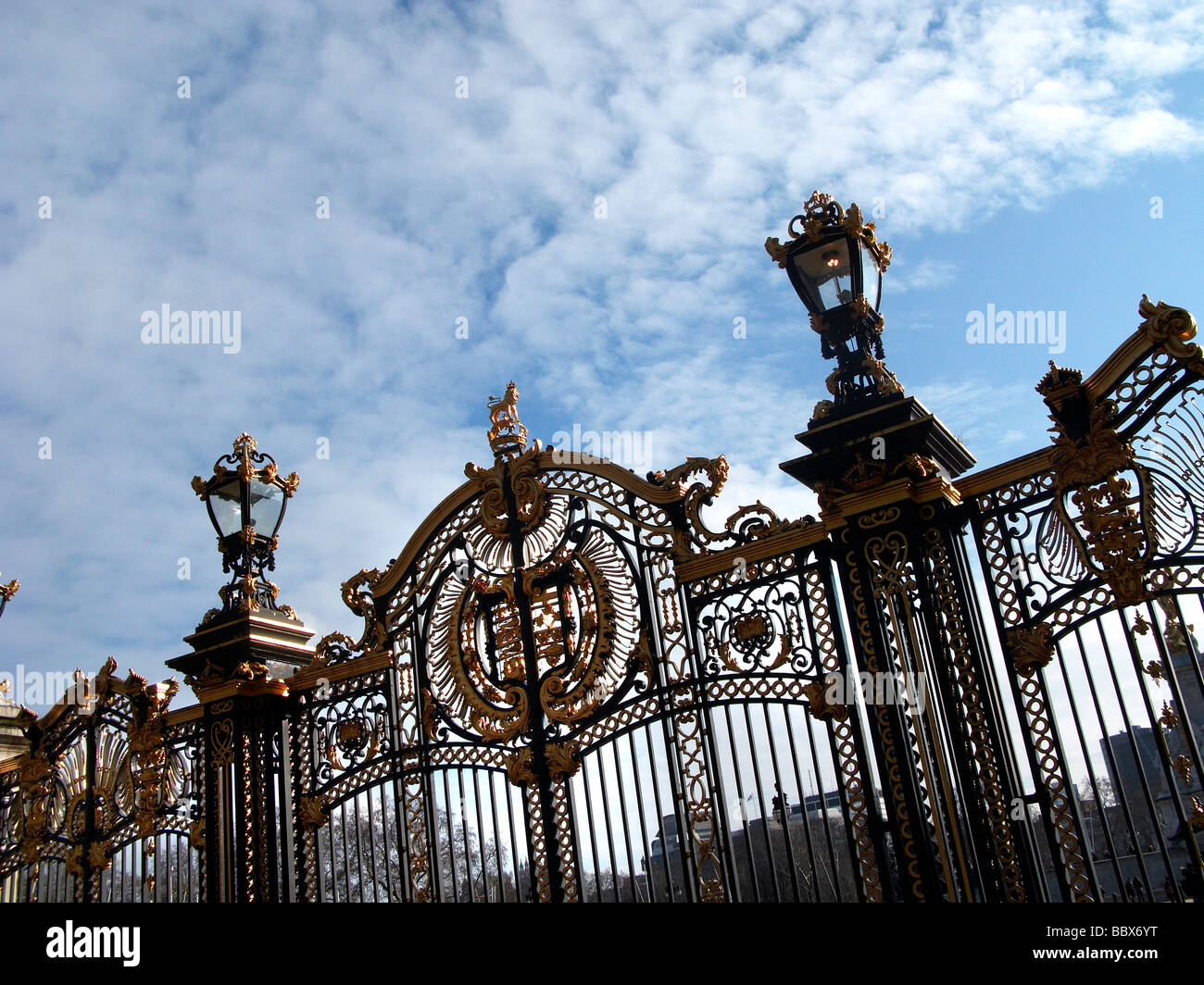 CANADA GATE TO GREEN PARK LONDON Stock Photo - Alamy