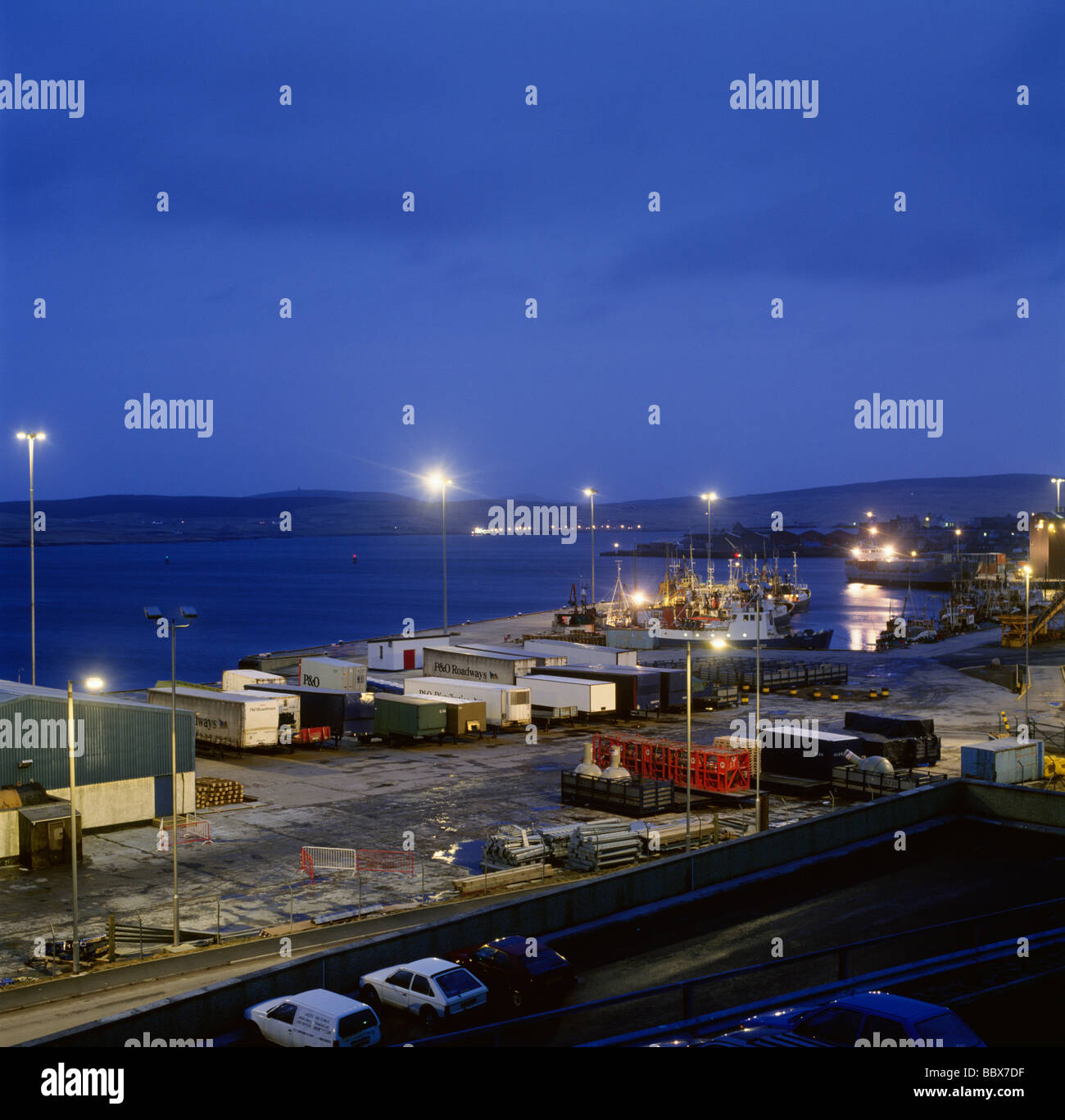 Uk ports lorries hi-res stock photography and images - Alamy