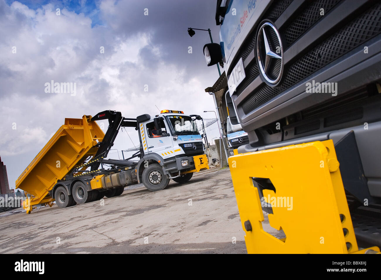 Waste collection vehicle hi-res stock photography and images - Alamy