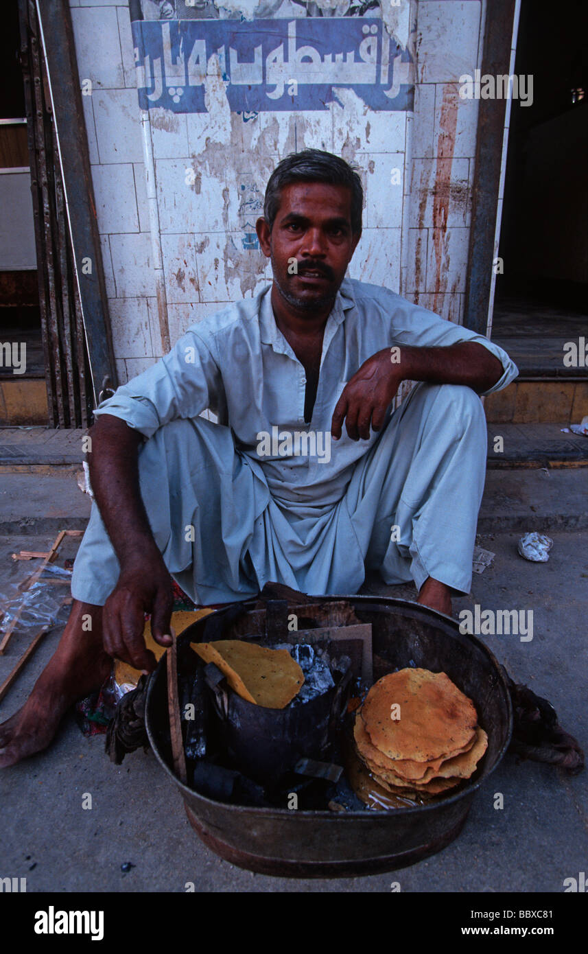 Pakistan Sind Region Karachi Saddar Bazaar Stock Photo - Alamy