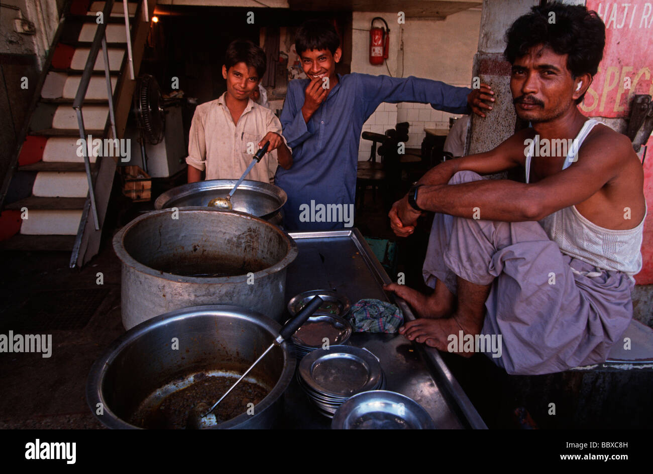 Pakistan Sind Region Karachi Saddar Bazaar Stock Photo - Alamy