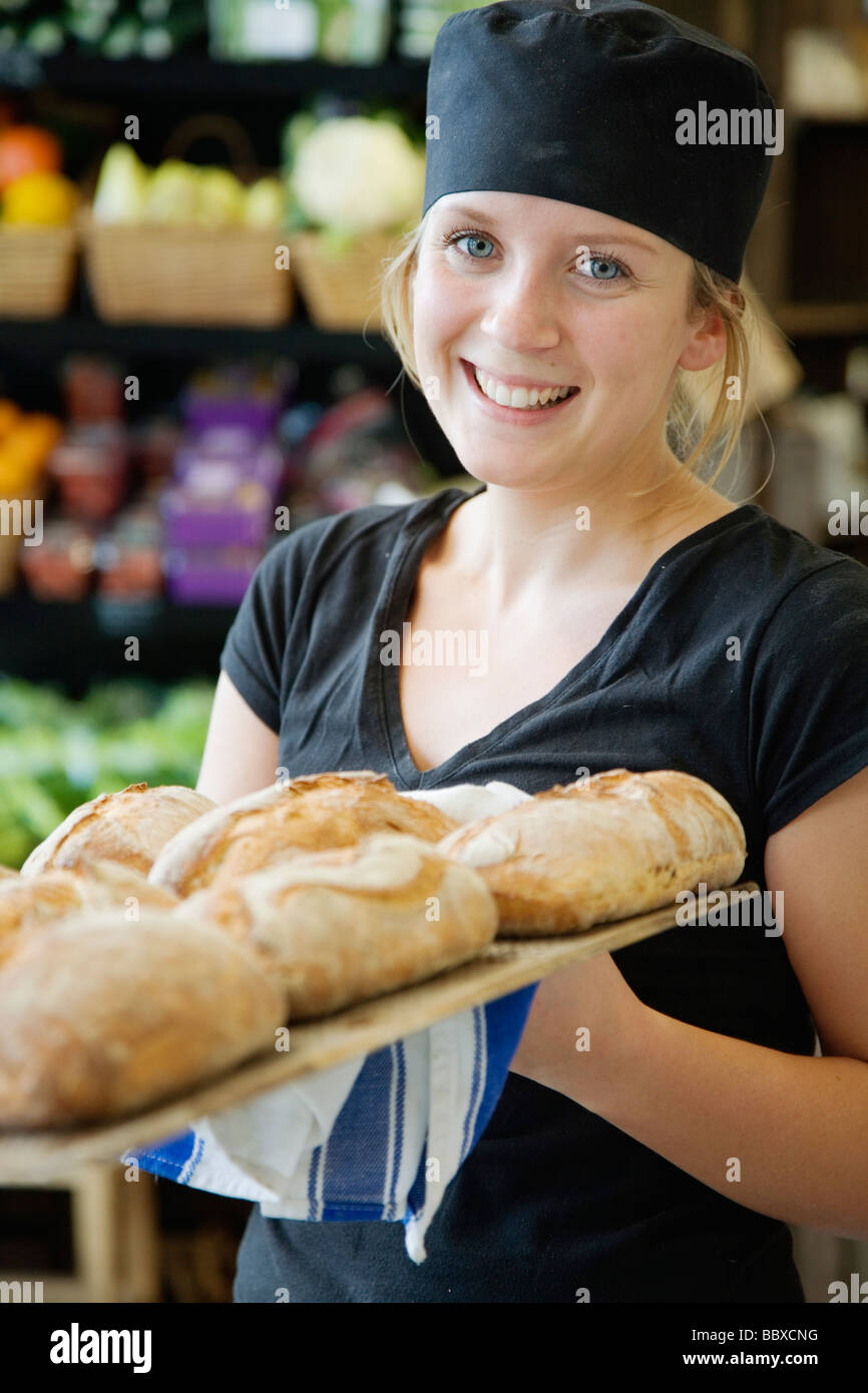 Female baker black hi-res stock photography and images - Alamy