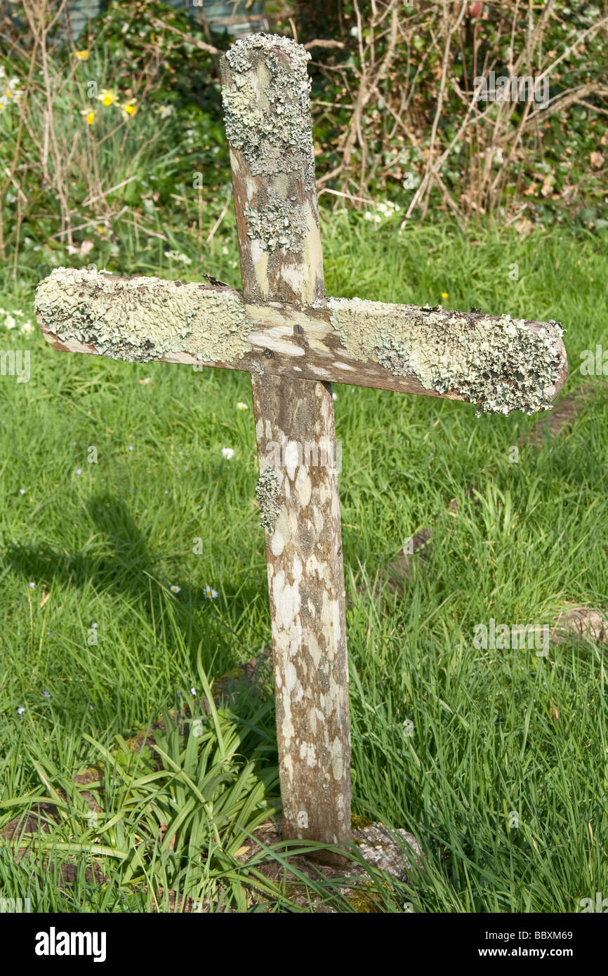 An old cross Stock Photo - Alamy