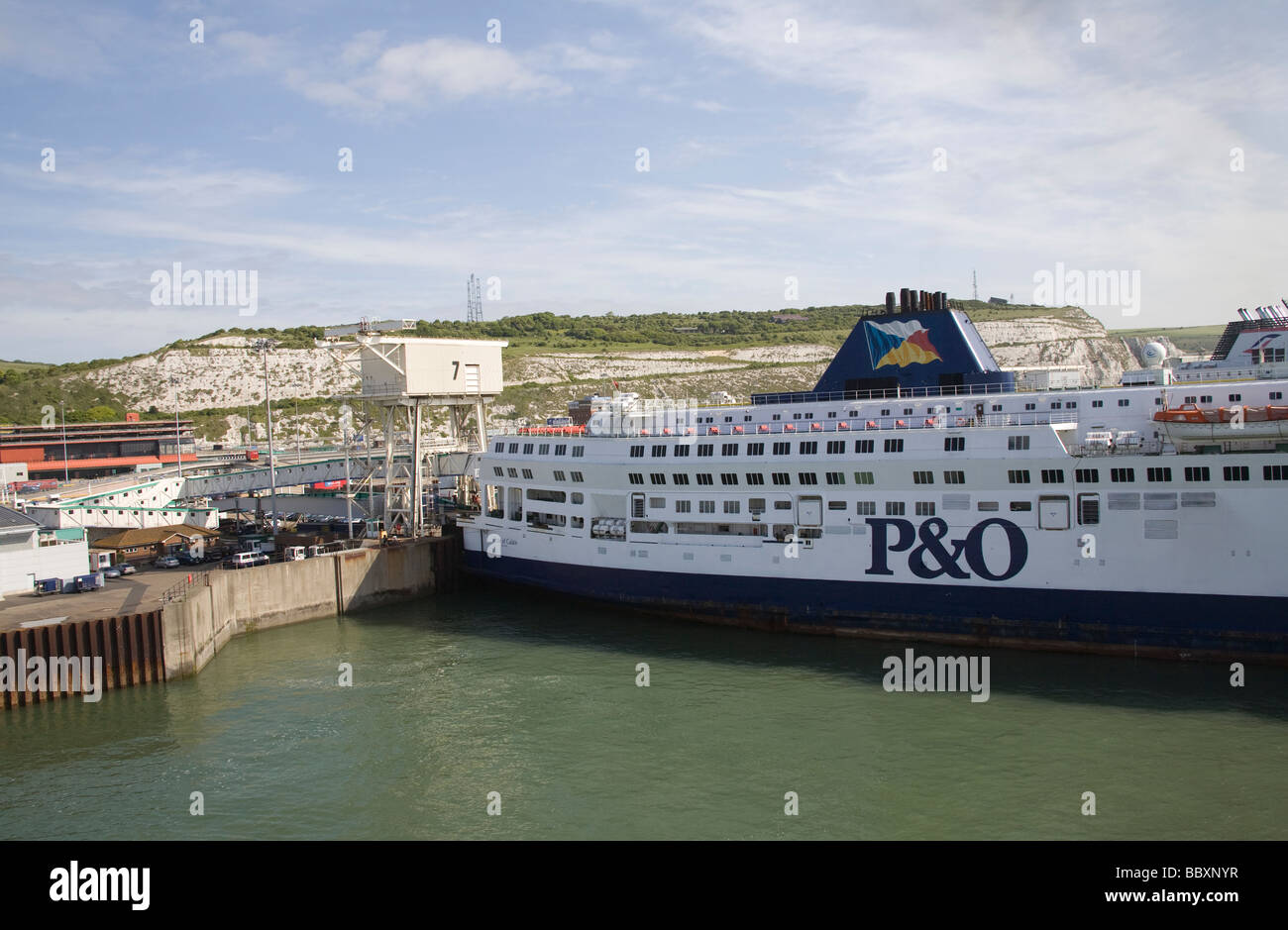P and o ferry hi-res stock photography and images - Alamy