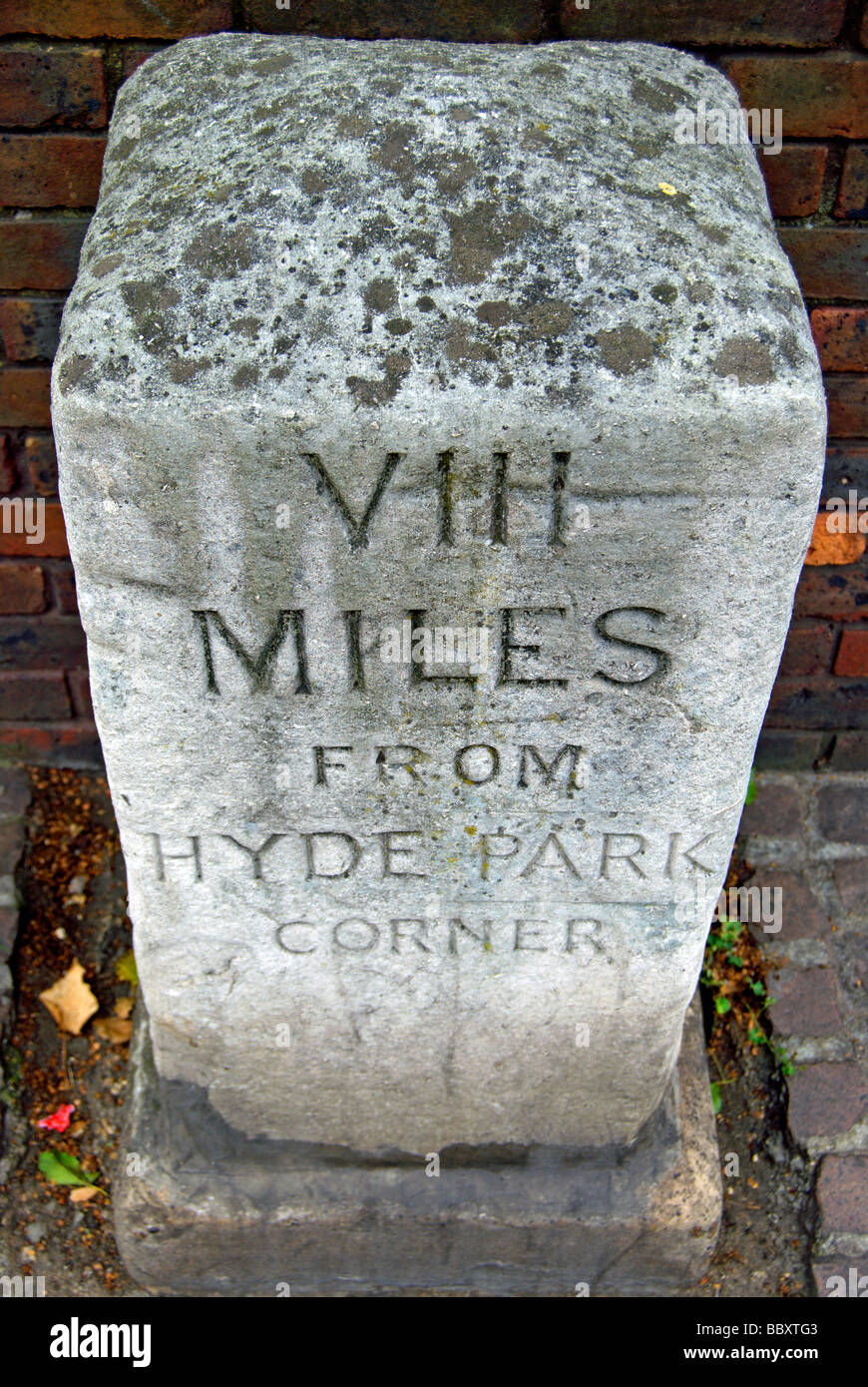 Roman milestone england hi-res stock photography and images - Alamy