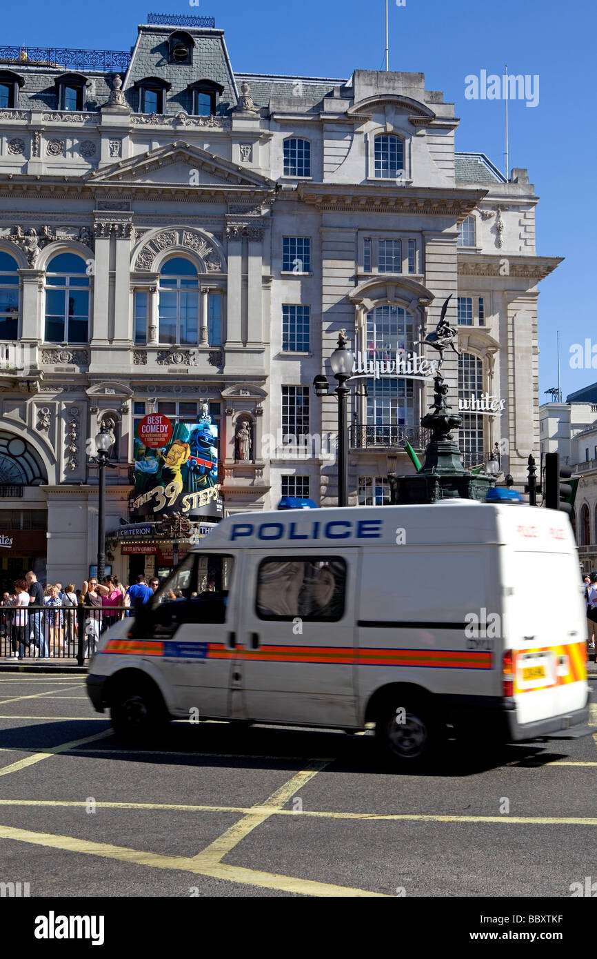 Police in Piccadilly Circus Stock Photo - Alamy