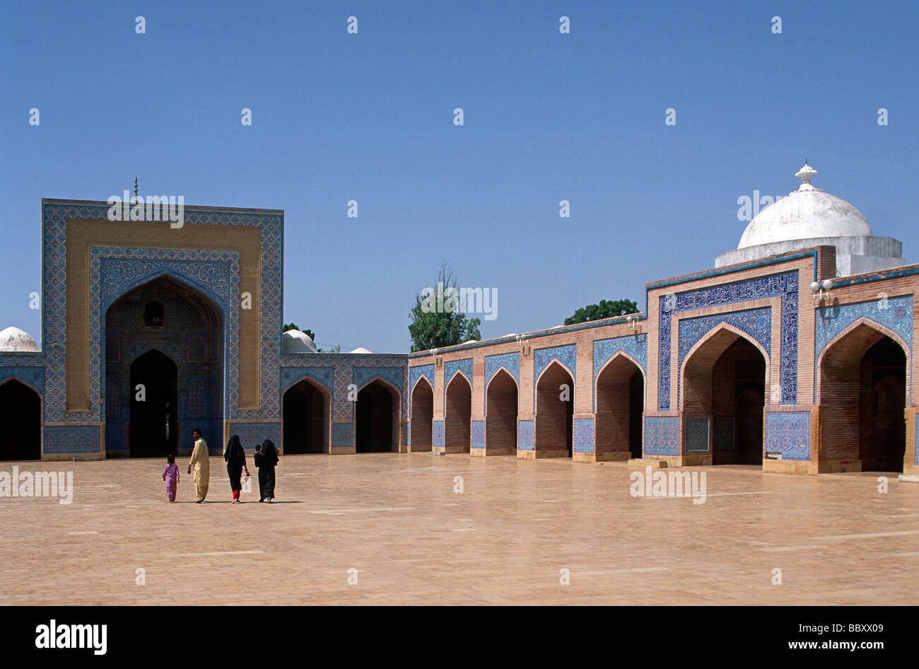 Pakistan Sind Region Thatta Shah Jahan Mosque Stock Photo - Alamy