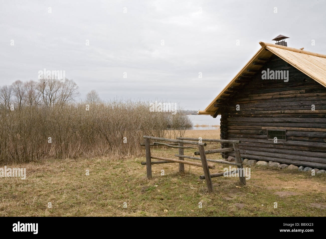 Russian village on lake hi-res stock photography and images - Alamy