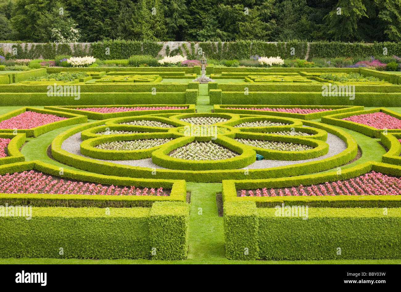 Pitmedden gardens hi-res stock photography and images - Alamy