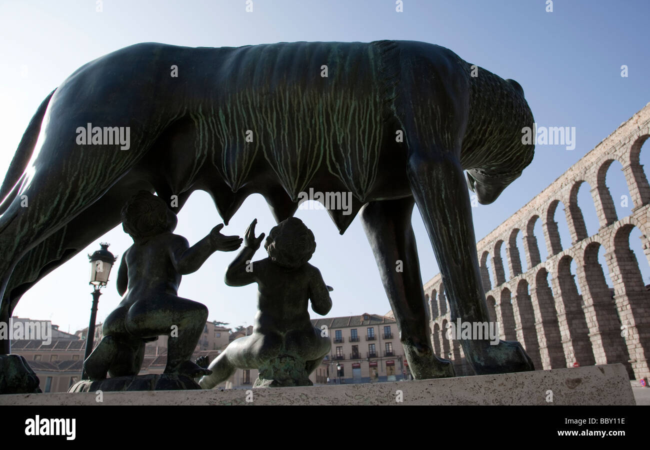 Capitoline Wolf statue and Roman Aqueduct Segovia Spain Stock Photo - Alamy