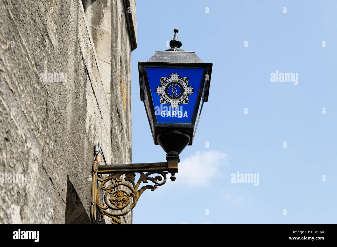 Irish police garda lamp hi-res stock photography and images - Alamy