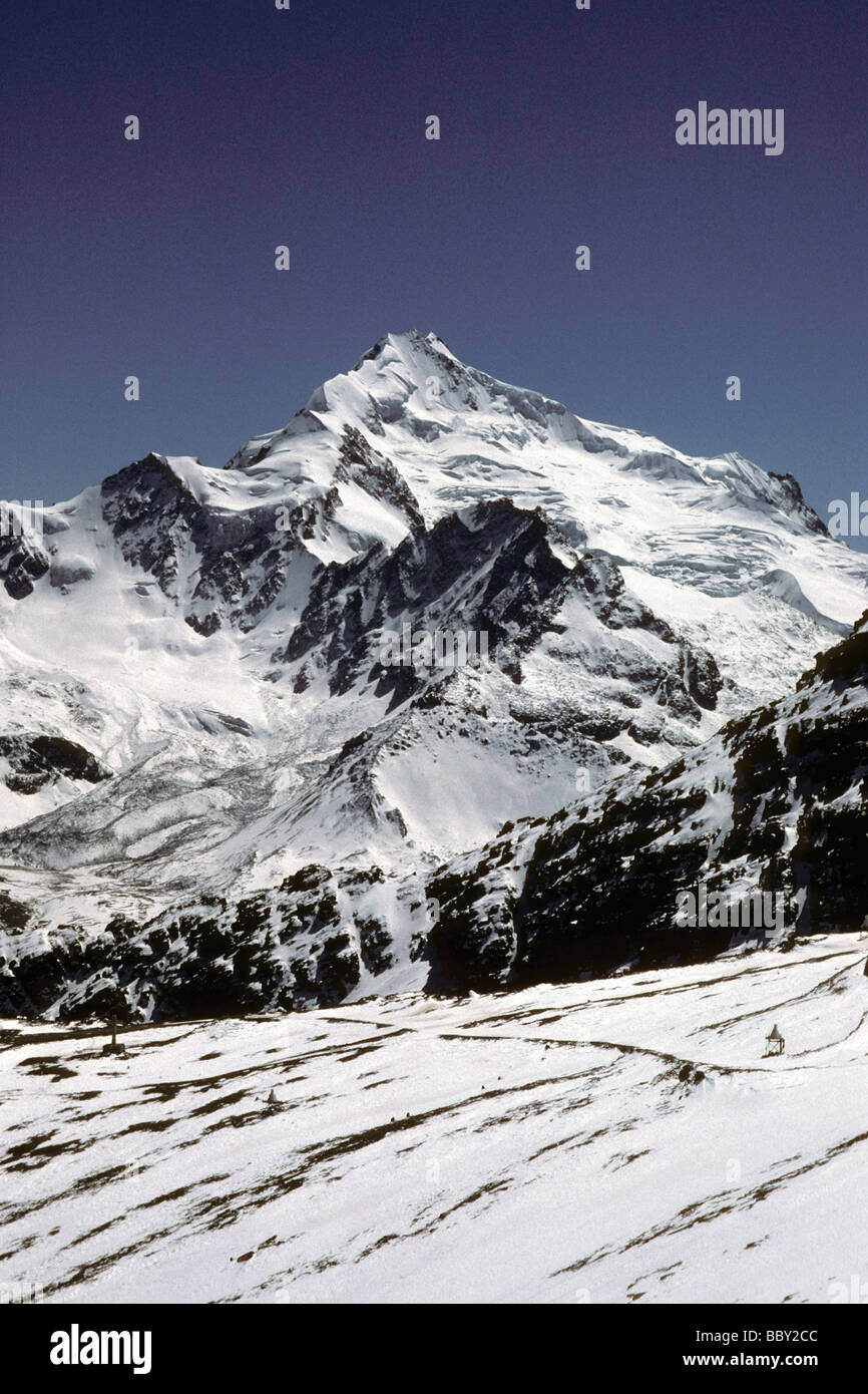 Resort chacaltaya hi-res stock photography and images - Alamy