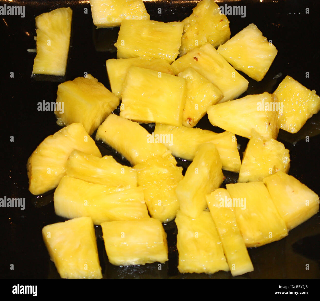 Fresh pineapple chunks hi-res stock photography and images - Alamy