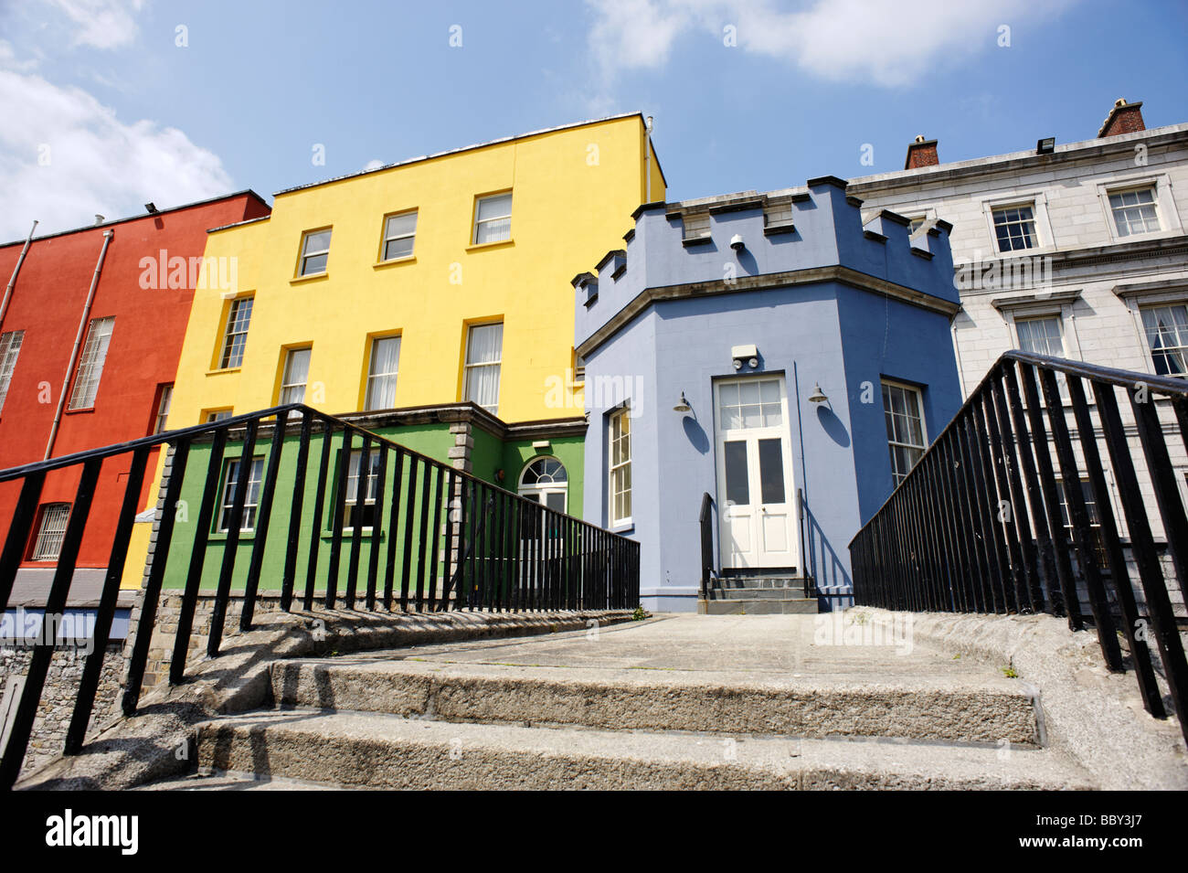 Colourful painted buildings hi-res stock photography and images - Alamy