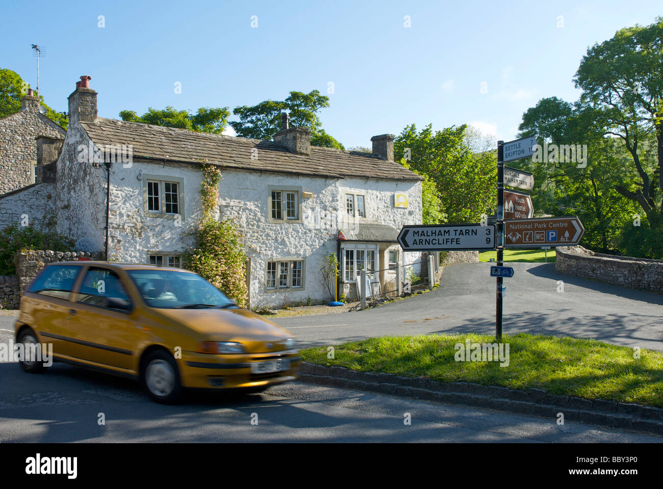 Malham village, Yorkshire Dales National Park, North Yorkshire, England ...