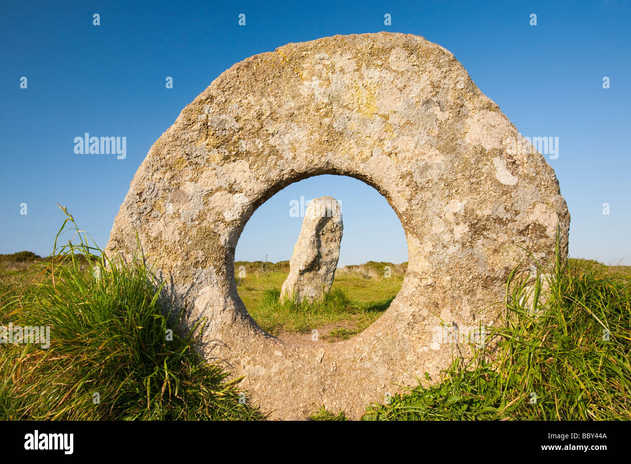 The Men an Tol stone near Lands End, Cornwall Stock Photo - Alamy