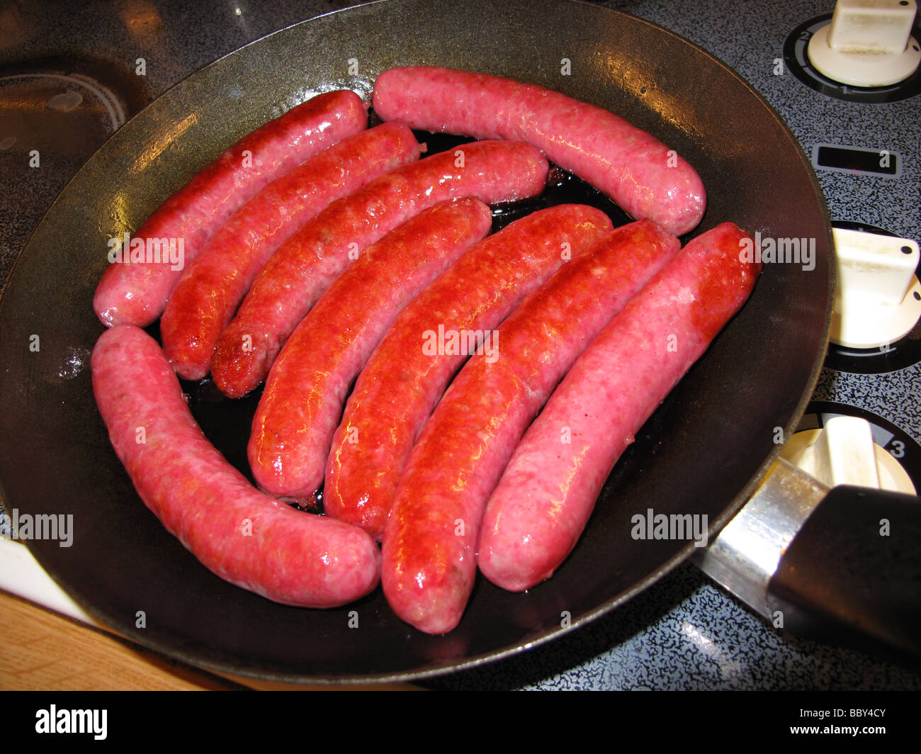 Link sausages hi-res stock photography and images - Alamy