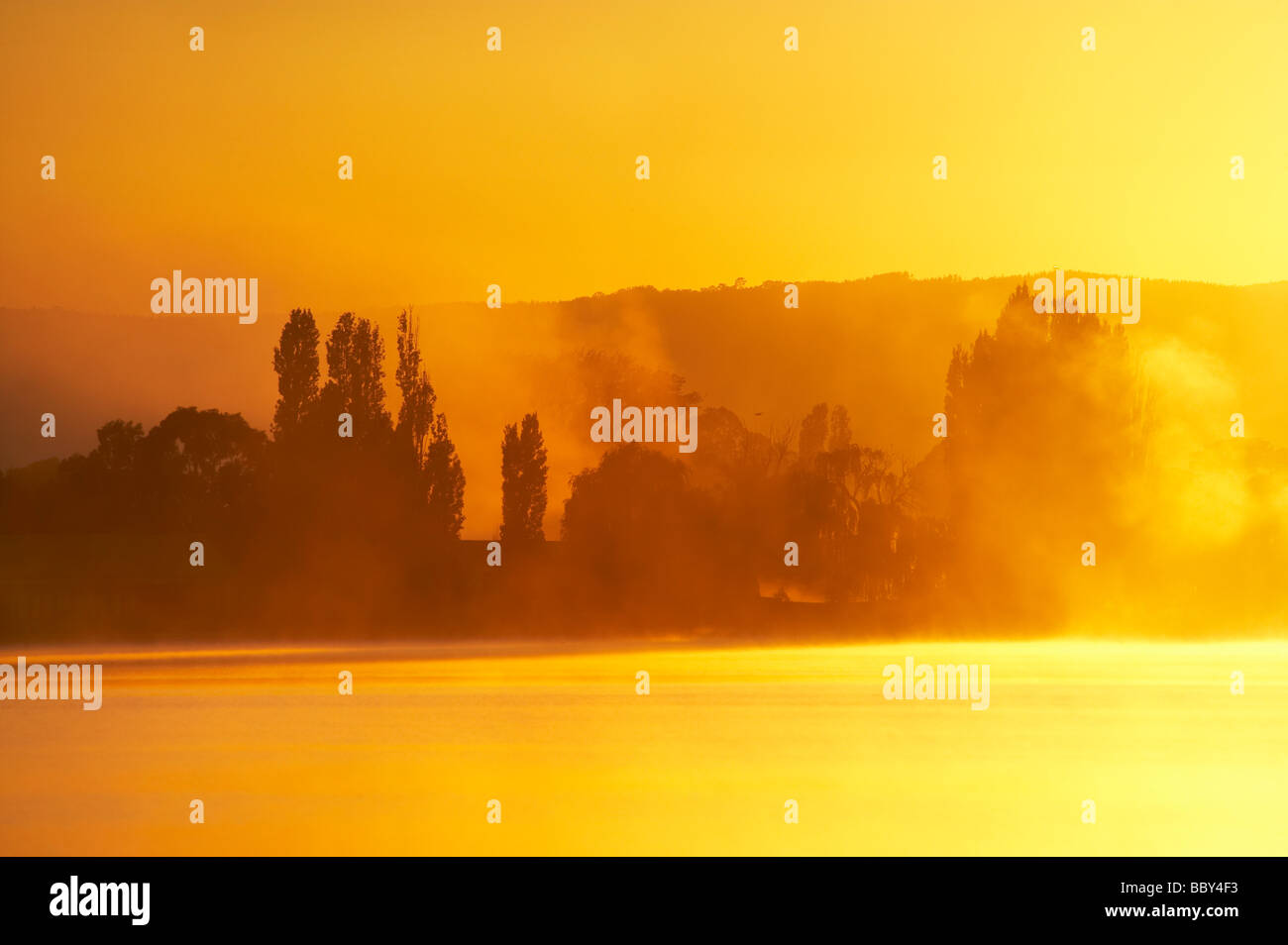 Sunrise over Lake Burley Griffin Canberra ACT Australia Stock Photo - Alamy